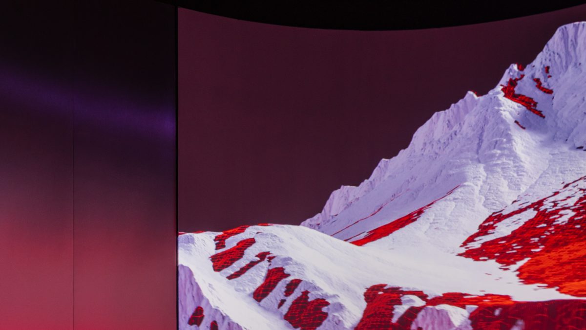 MONCLER | THE EXTRAORDINARY EXPEDITION - Renegade Design